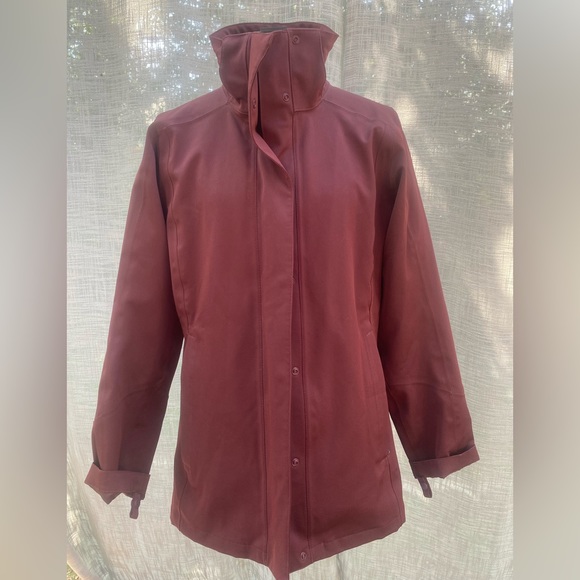 Patagonia | Jackets & Coats | Patagonia Burgundy Maroon Rain Coat ...